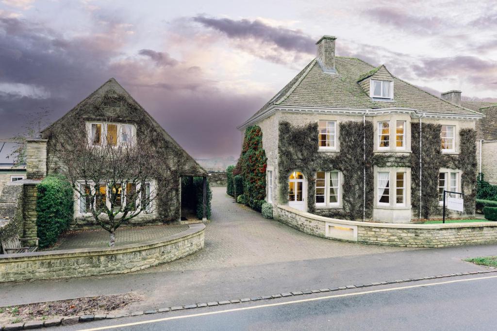 Cotteswold House, Bibury (updated prices 2025)