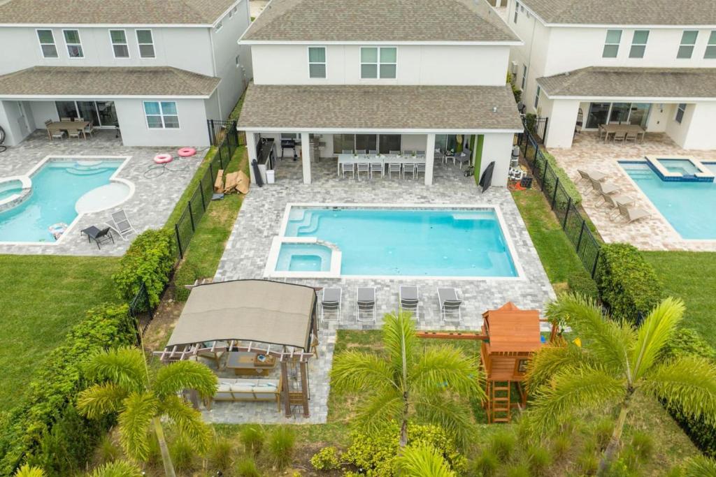 House Resort at Encore Reunion Disney, Orlando (updated prices 2025)