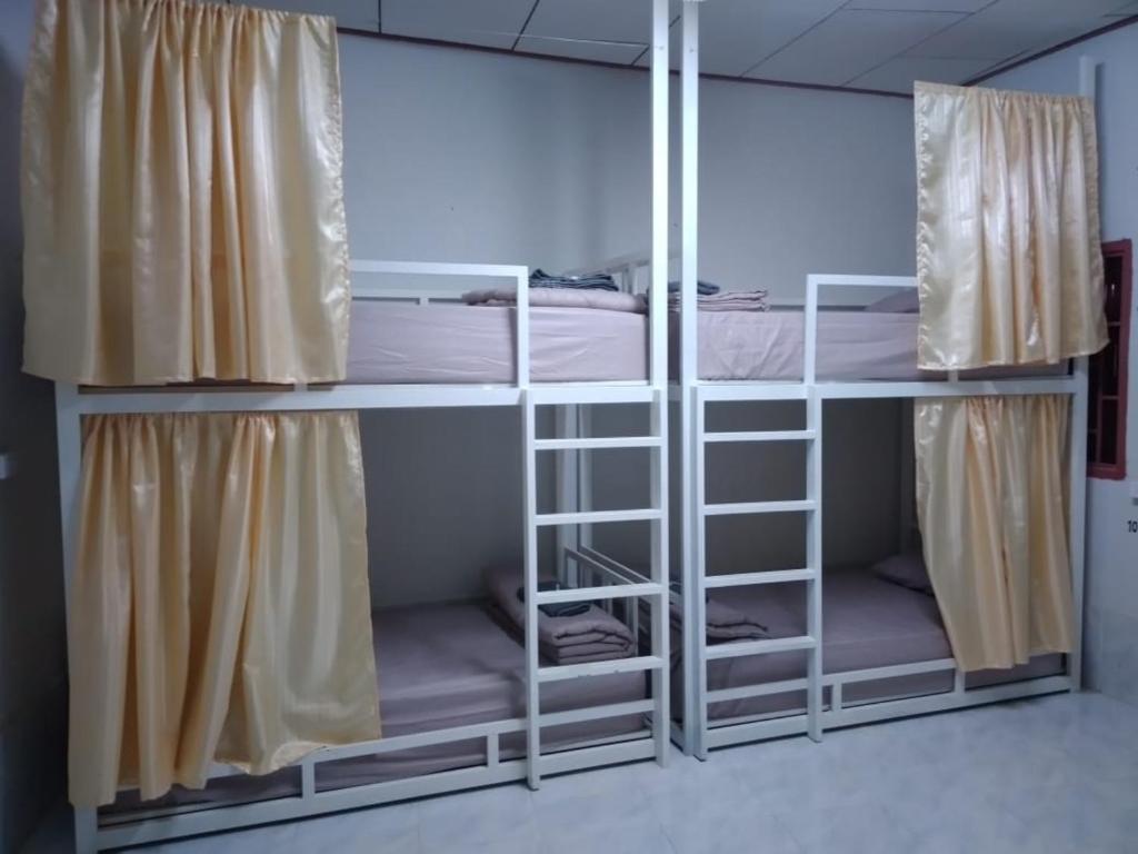 Naughty Boy Hostel, Thakhek (updated prices 2025)