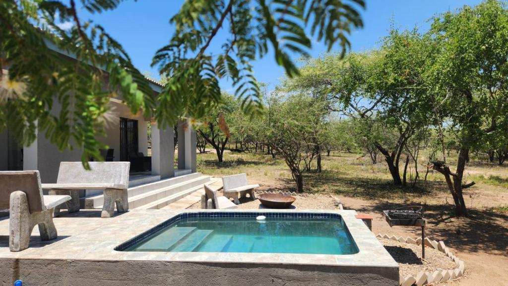 Serene Bush Villa close to the Kruger, Marloth Park (updated prices 2026)