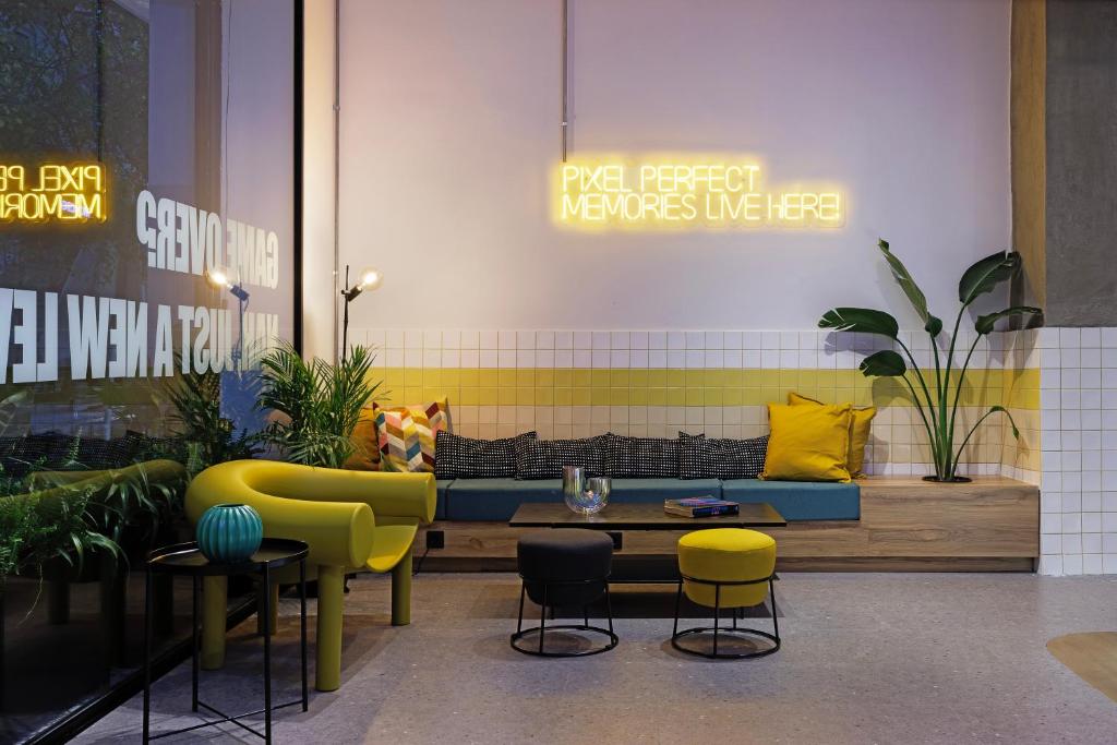 Retroverse Eccentric Stay, Atenas (precios actualizados 2026)