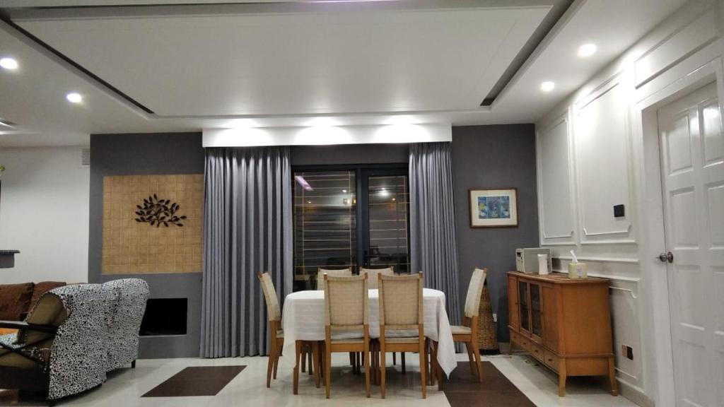 Banani Luxury Apartment, Dhaka (updated prices 2026)