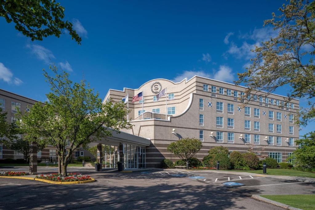 Sheraton Boston Needham Hotel, Needham (updated prices 2025)