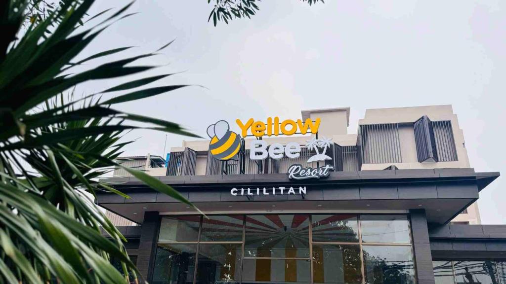 Yellow Bee Resort Cililitan, Jakarta (updated prices 2026)