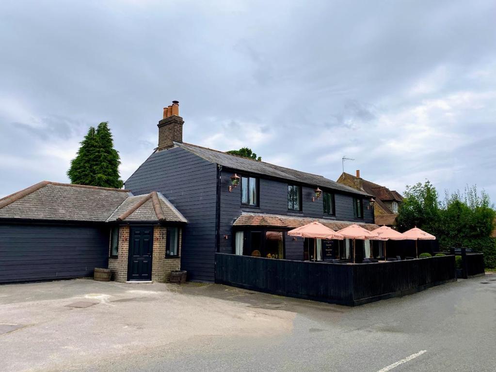 The Crown Radnage, Buckinghamshire (updated prices 2026)