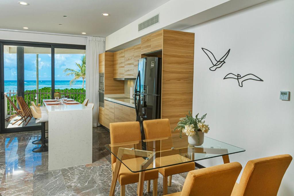 Itb Exclusivo Condominio Frente Al Mar En Playa Del Carmen Playa Del
