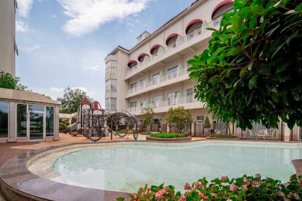 NARADA Resort Shanghai Hotel Disney Store, Zhuqiao (preços atualizados ...