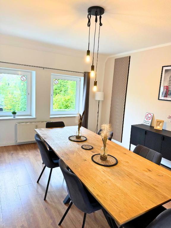 Lofty Maisonette Wohnung, A Lage, 10 min zur Messe Essen für bis zu 6 Personen, Essen (updated ...