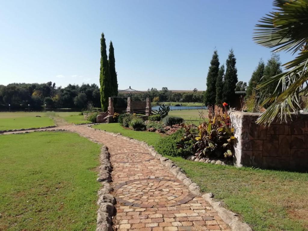 Rustic Fields Lodge & Venue, Middelburg (updated prices 2026)
