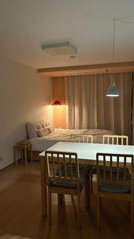 Fully furnished cozy studio near Seoul Station, Seoul (updated prices 2025)