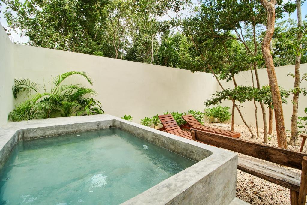 Luxury Villa with 2 Pools, Open Terraces and Sun Deck, Tulum (updated ...