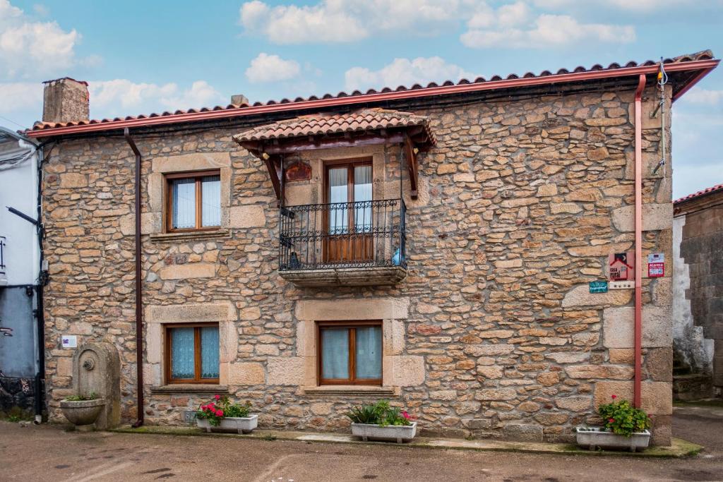 La Plazuela I, Pereña (updated prices 2025)