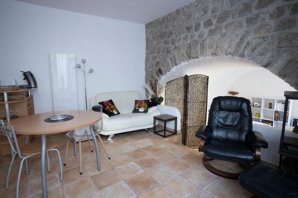 Le Studio, Jaujac (updated prices 2026)