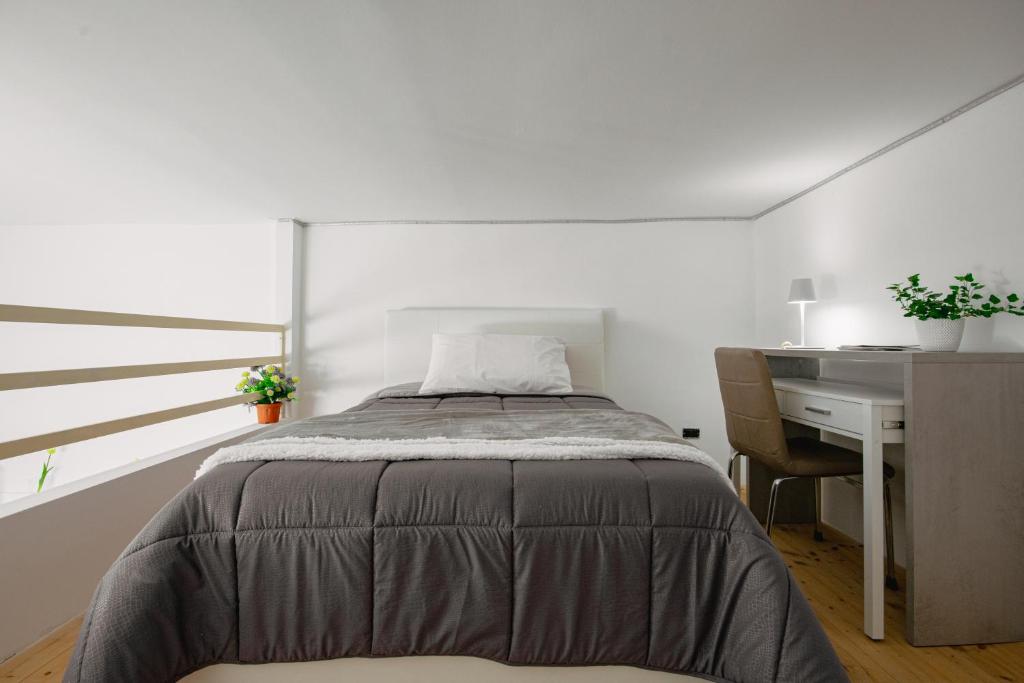 Free Parking-Parthenope's House, Marano di Napoli (updated prices 2025)