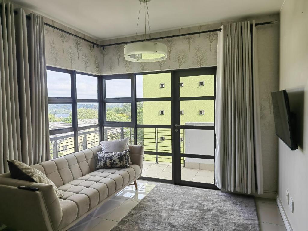 Cozy 2-Bedroom Retreat The Links Rivonia, Johannesburg (updated prices ...