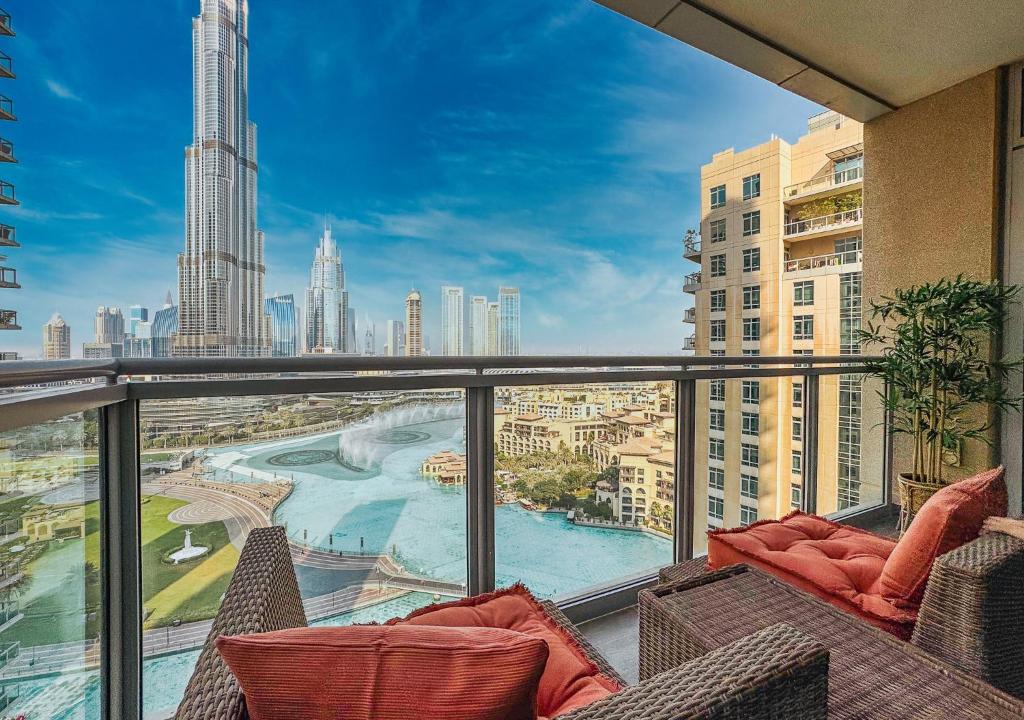 DreamShoma-3BR Super Luxurious The Residence 5 Downtown, Dubai (updated ...