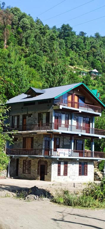 Apple view Homestay, Banjār (updated prices 2025)