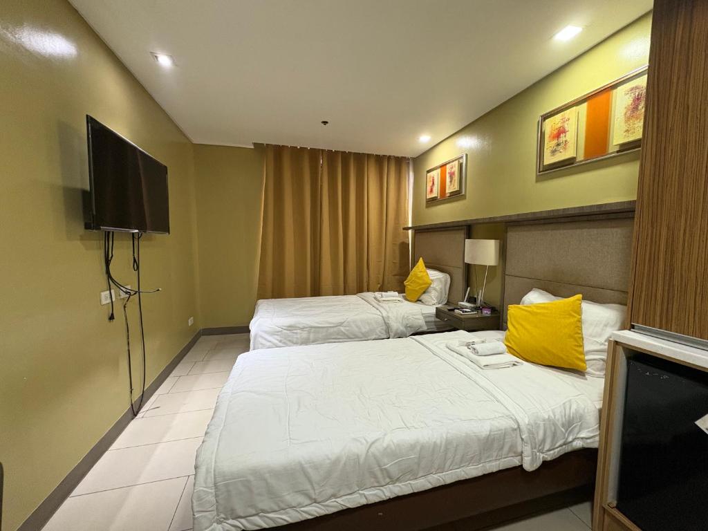 Studio deluxe cozy staycation Antel Spa Residences, Manila (updated ...