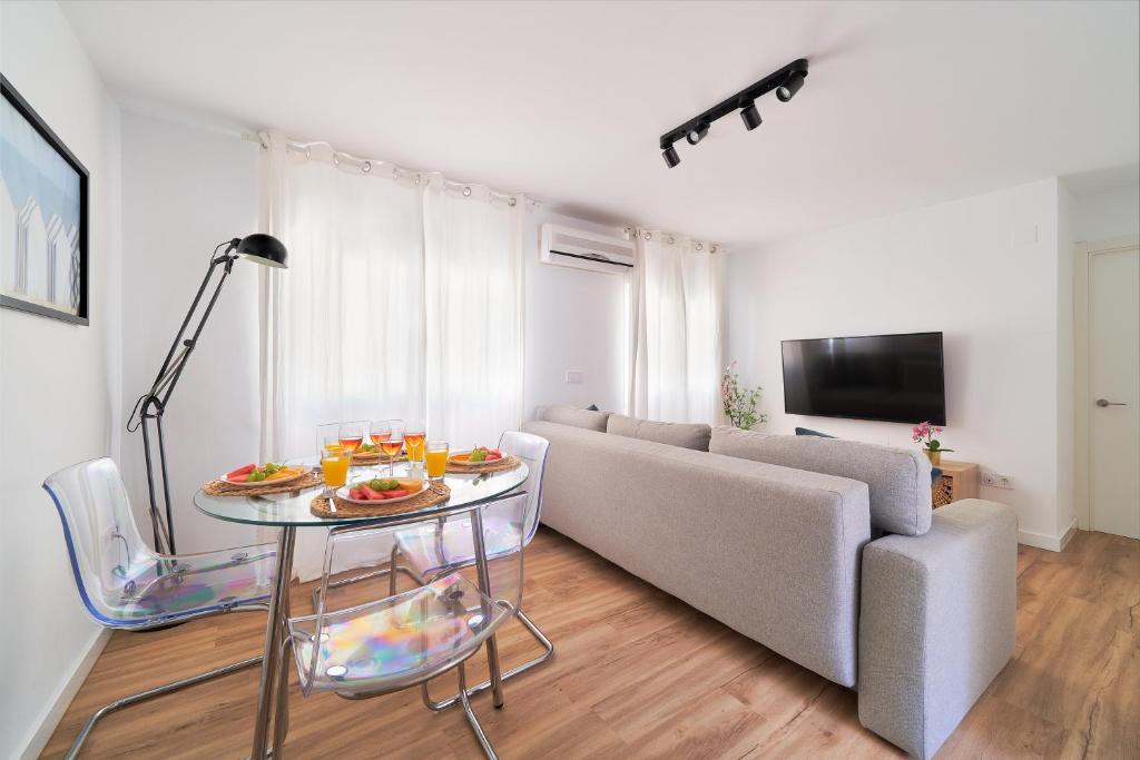 SyL El Palo Sun Beach Parking, Málaga (updated prices 2026)