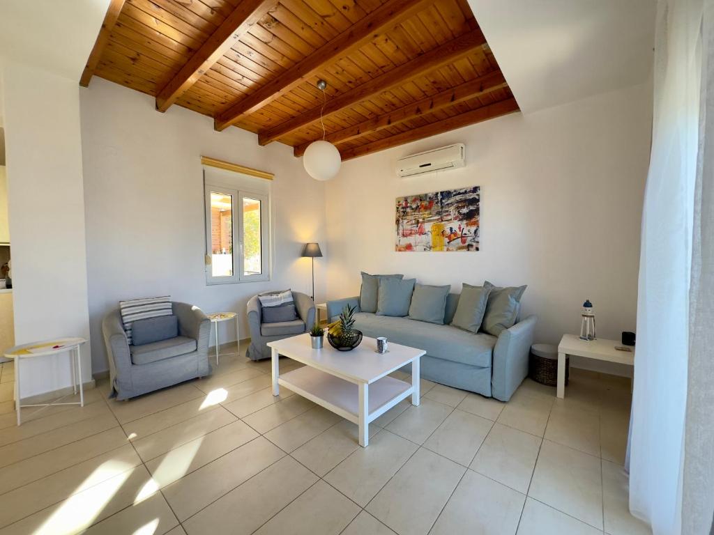 Villa Sunray Sea and Mountain View in Aspro, Almyrida (updated prices 2025)