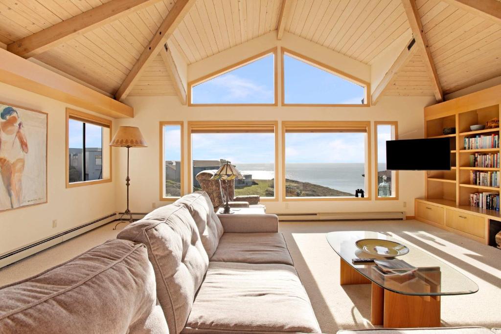 Amazing Oceanviews on Bodega Harbour Golf Course - Dog-Friendly 4BR ...