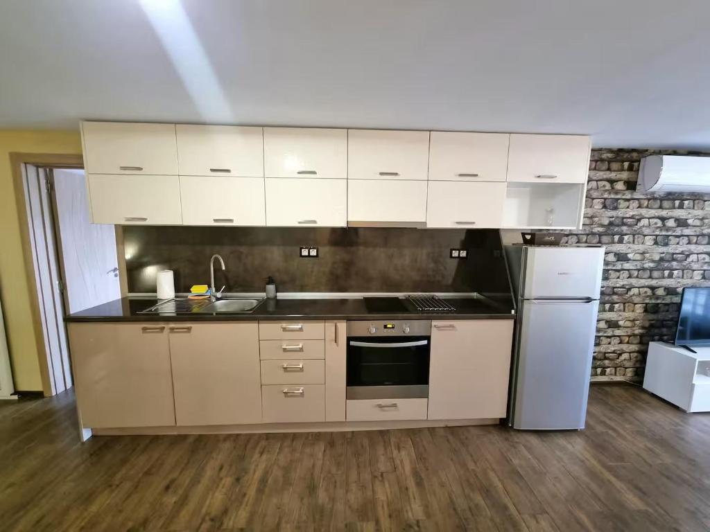 Fast Wi-Fi, Kitchen, In Sofia, Sofia (updated prices 2026)
