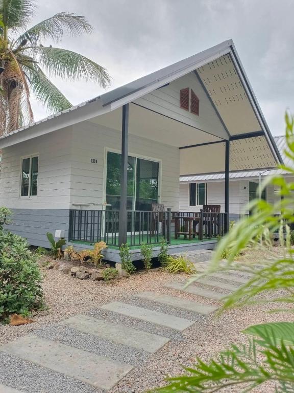 The Bay Koh Mook, Ko Muk (updated prices 2025)