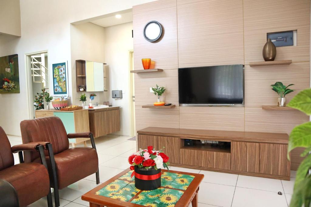 Jingga Terrace House - KBP, Padalarang (updated prices 2025)