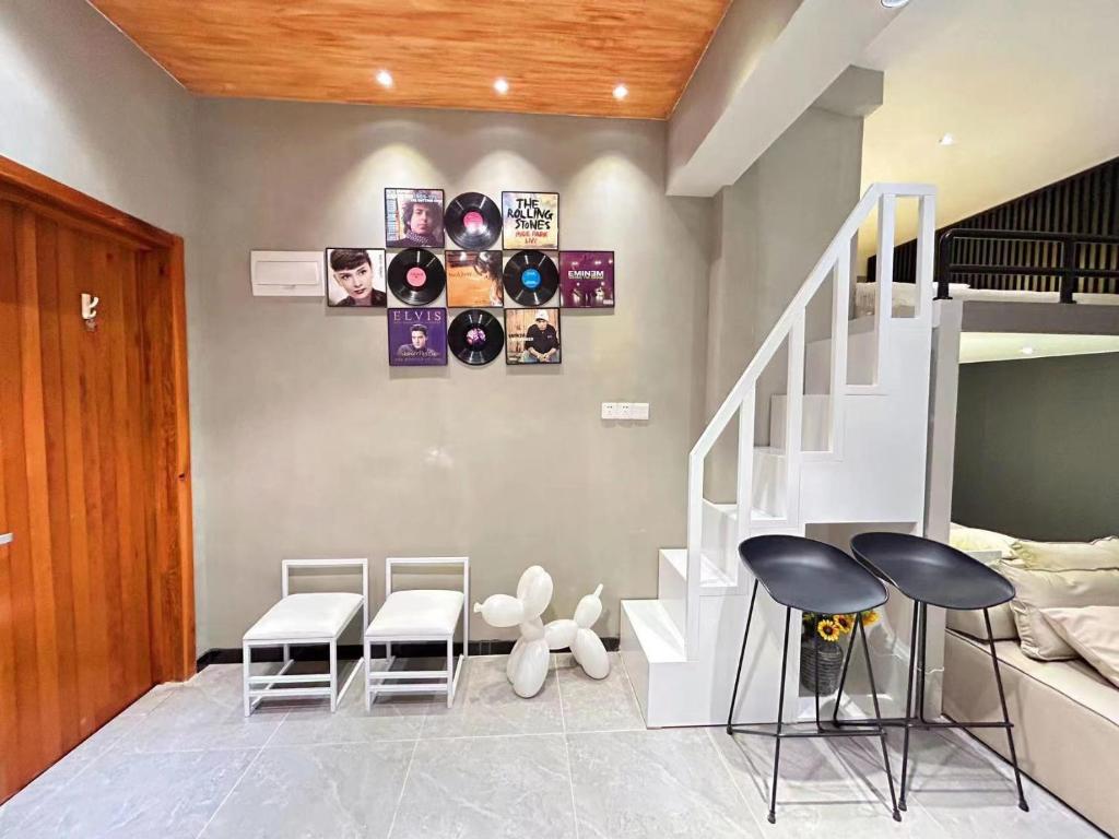 XianLin, Shanghai (updated prices 2025)