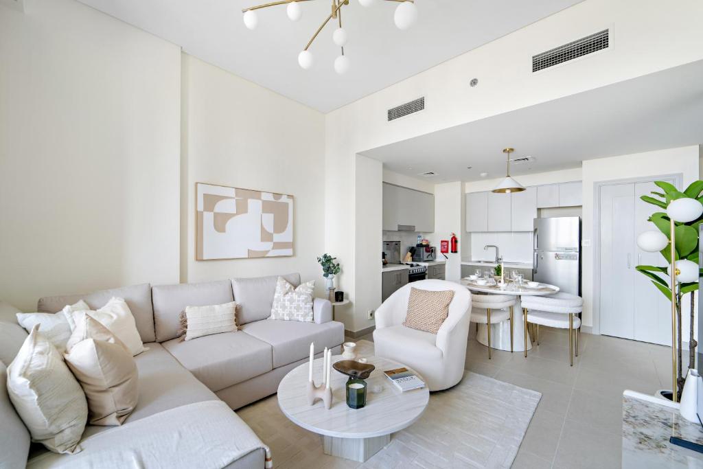 1BR Forte 2, Skyline City View, Dubai (updated prices 2026)