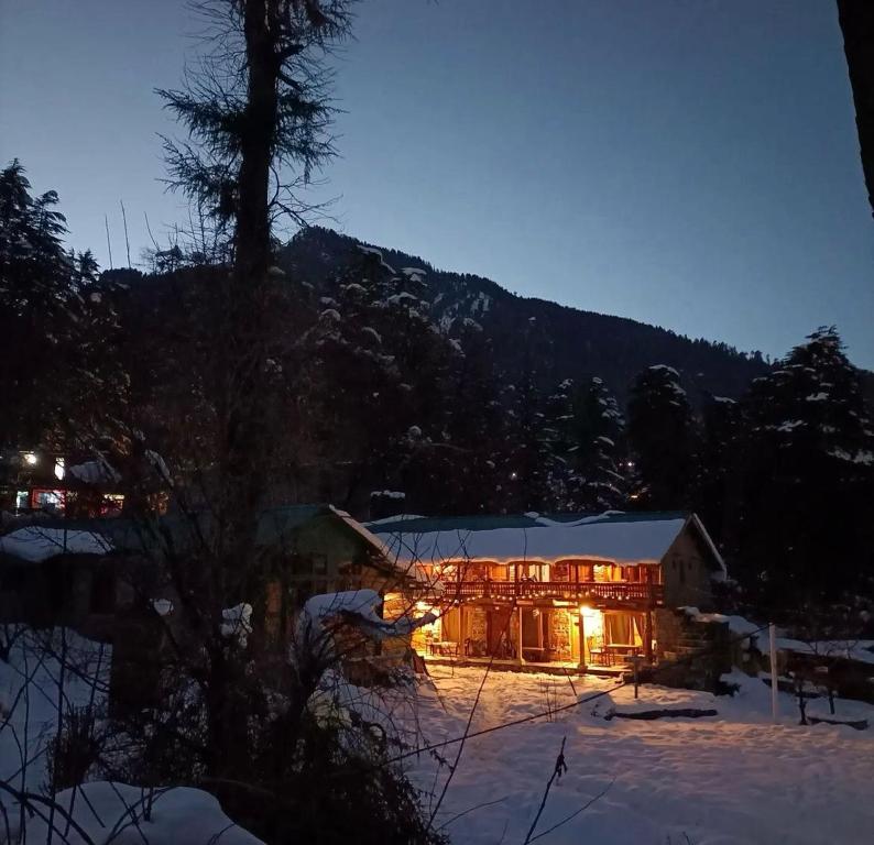 Mudhouse Old Manali, Manāli (updated prices 2025)