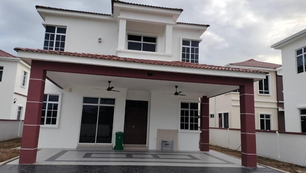 IzzaraRaiz HomeStay Taman Teja, Pokok Sena (updated prices 2026)