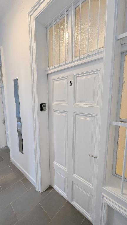 XXN Comfortable rooms in Lugner City area, Vienna (updated prices 2025)