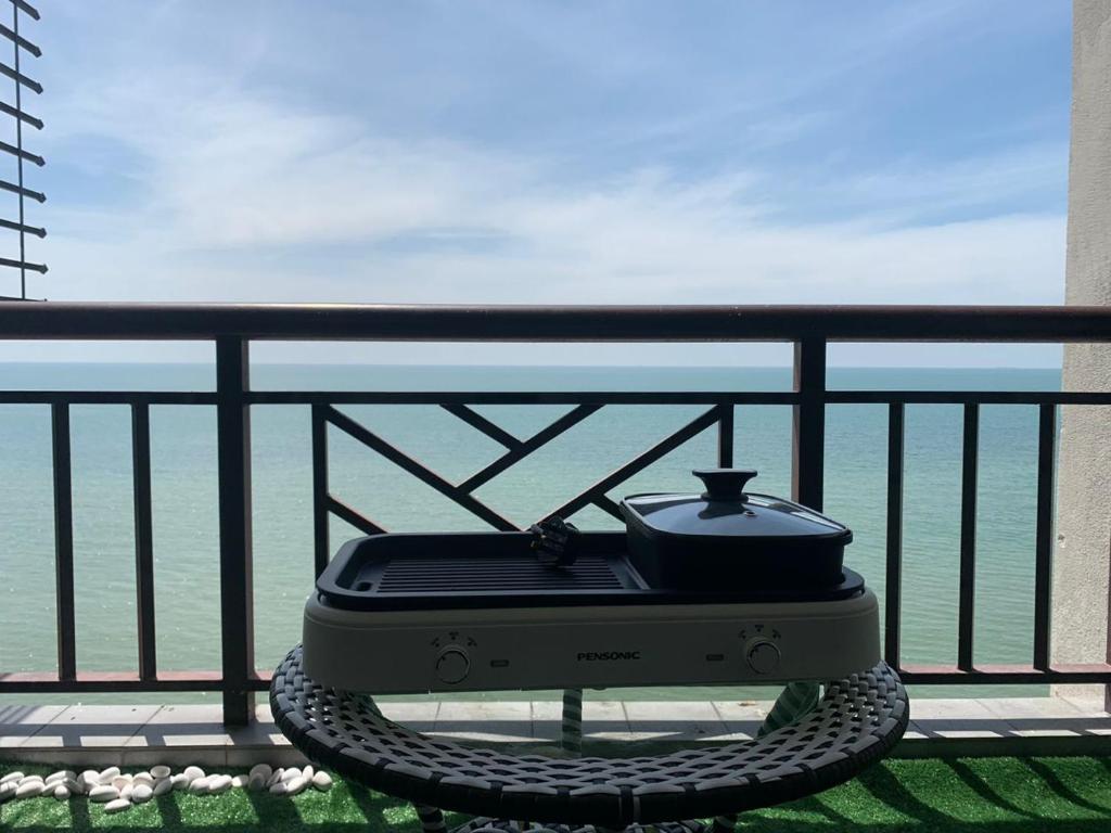 1-5 Pax Romantic SeaView PD apartment, Port Dickson (updated prices 2025)