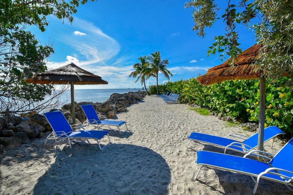 Deja Blue at Mariner's Club, 2 Pools, Fitness Center, Marina and more ...