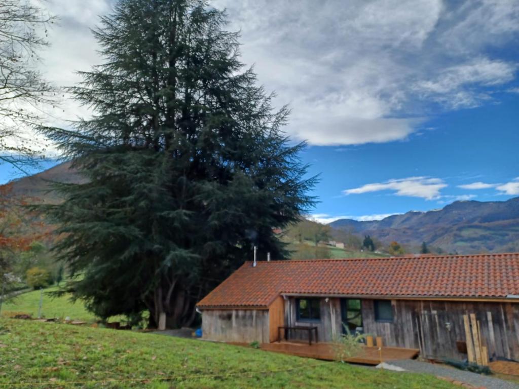 La grange, entre Pyrénées et Andes, Seich (updated prices 2025)