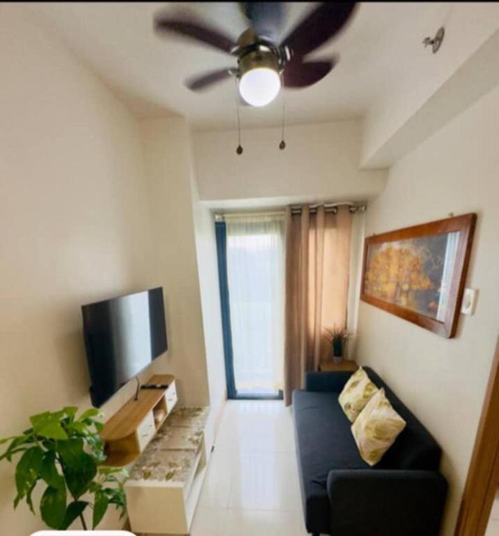 JL shore Staycation, Manila (updated prices 2025)