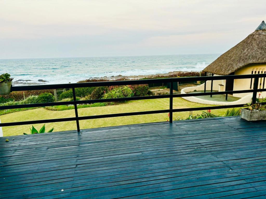 Hibberdene Beach Guest Lodge, Hibberdene (updated prices 2026)