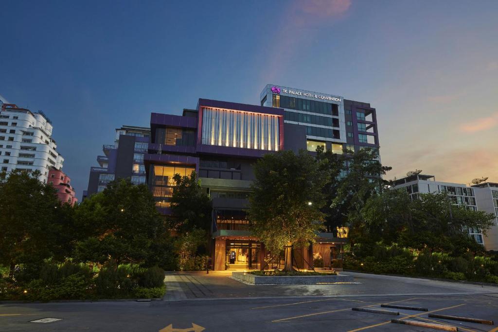 TK Palace Hotel & Convention Bangkok, Bangkok (updated prices 2025)