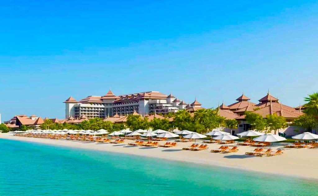 Palm Jumeirah, Studio, Fantastischer Meer-, Beach- und Skyline Blick ...