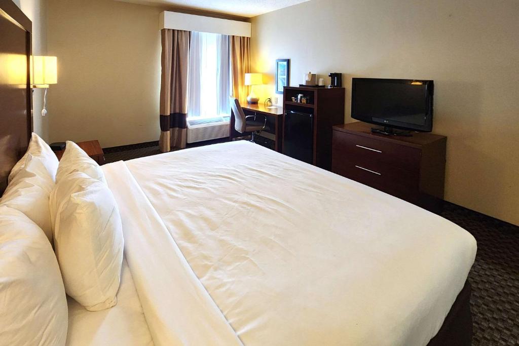 Comfort Inn & Suites Mount Pocono, Mount Pocono (updated prices 2025)