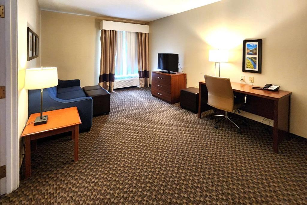 Comfort Inn & Suites Mount Pocono, Mount Pocono (updated prices 2025)