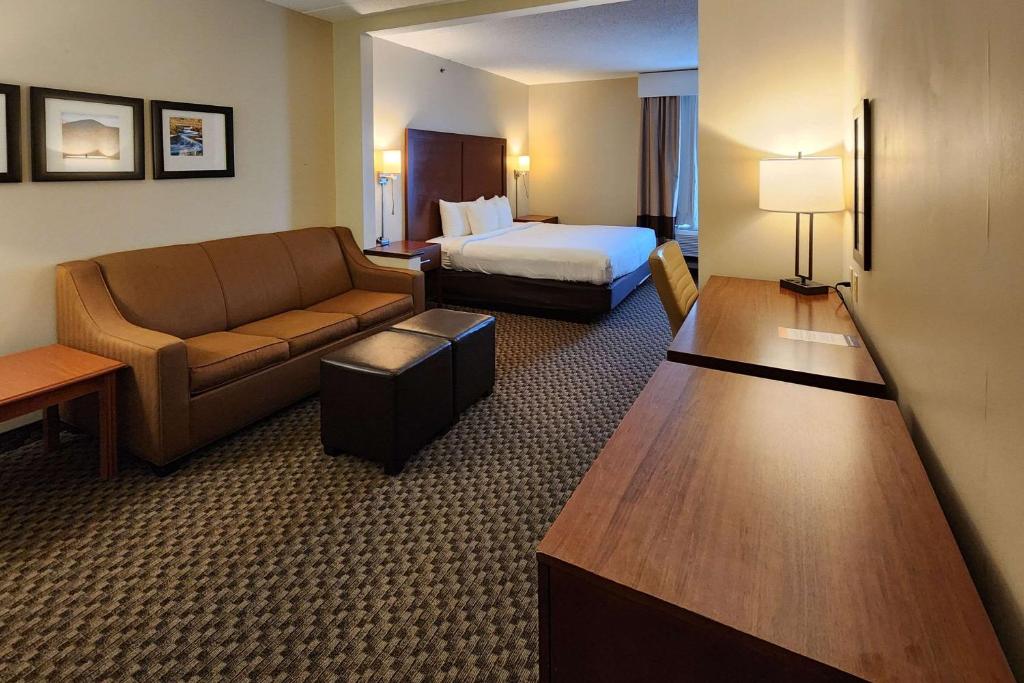 Comfort Inn & Suites Mount Pocono, Mount Pocono (updated prices 2025)