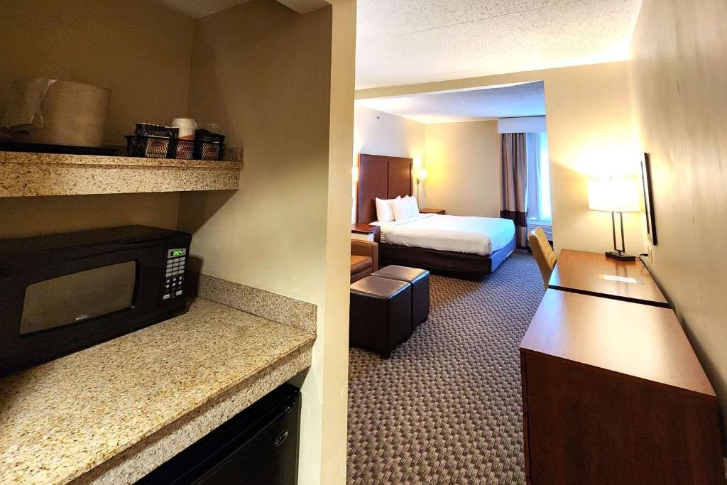 Comfort Inn & Suites Mount Pocono, Mount Pocono (updated prices 2025)
