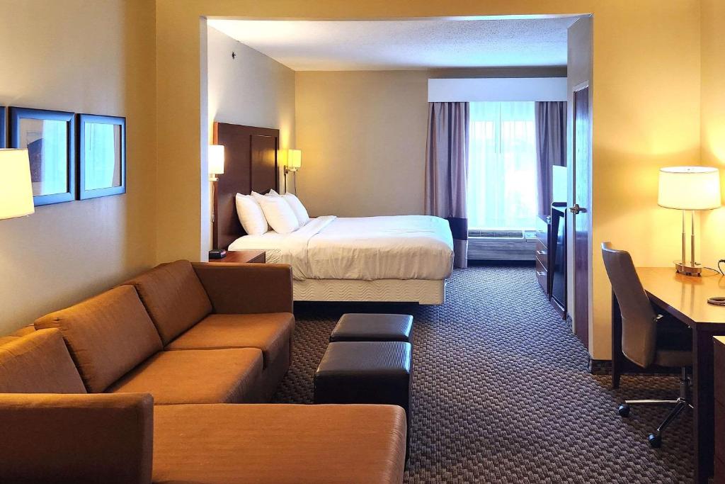 Comfort Inn & Suites Mount Pocono, Mount Pocono (updated prices 2025)