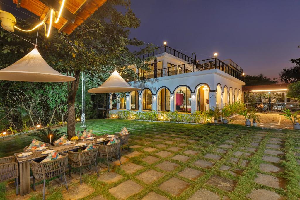 SaffronStays Dew Drops, Dhamni (updated prices 2025)