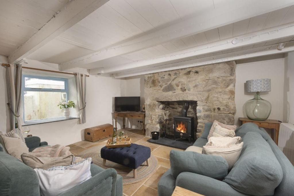 School Cottage, Marazion, Marazion (updated prices 2025)