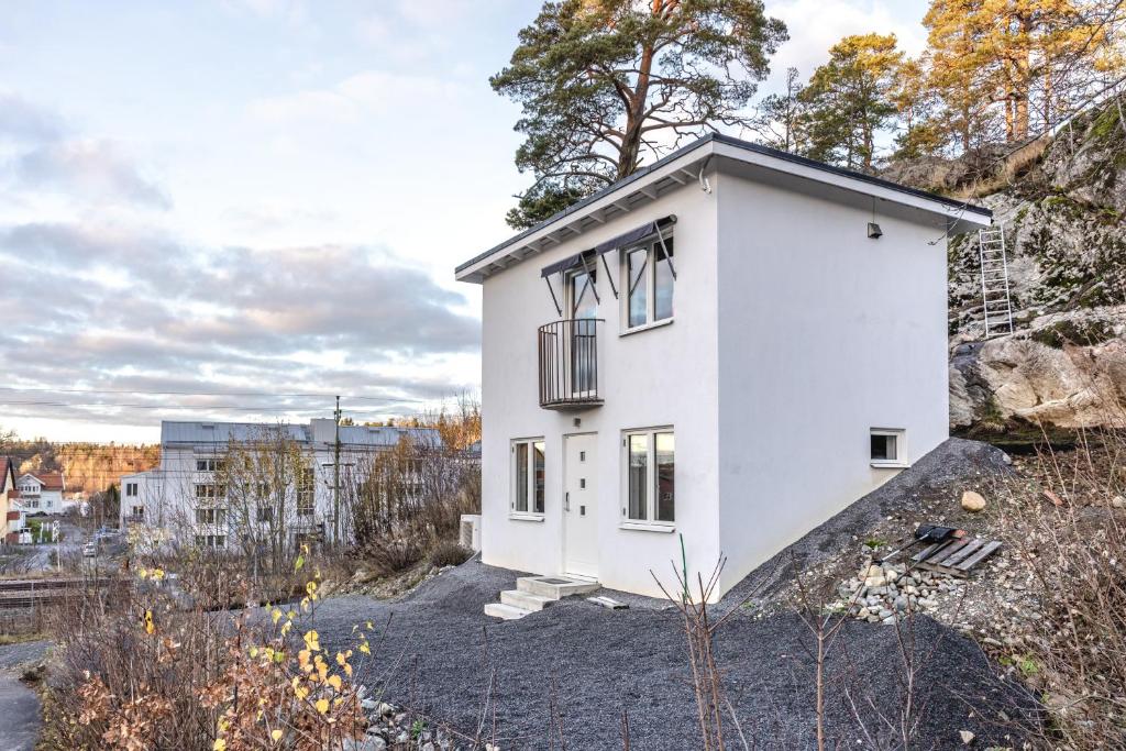 Eget litet hus i Rönninge, Rönninge (updated prices 2026)