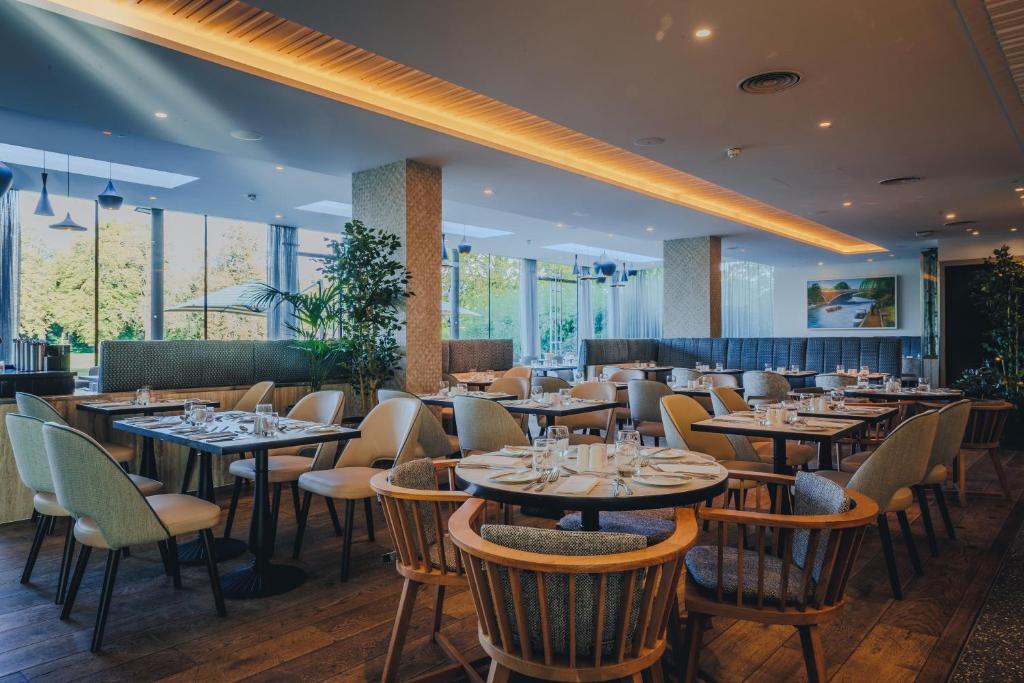 Reserve, by Warner Hotels - The Runnymede on Thames, Egham (updated ...