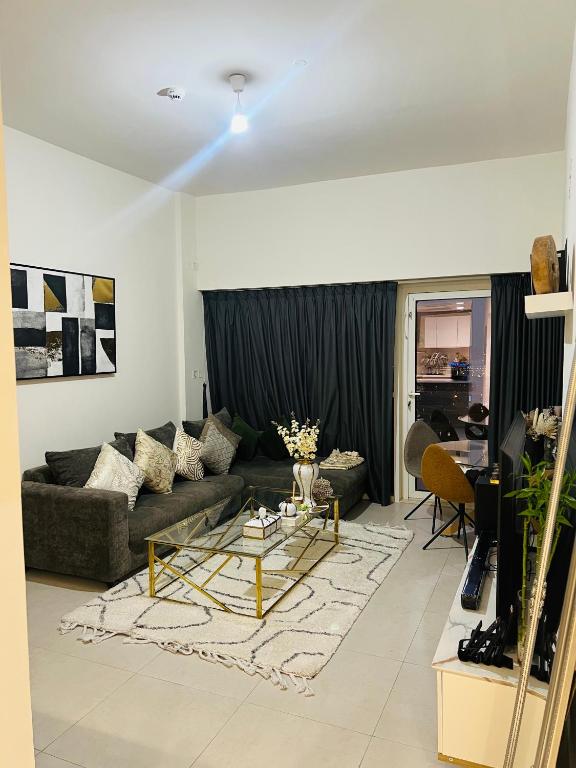 Marina rise tower, Abu Dhabi (opdaterede priser for 2025)